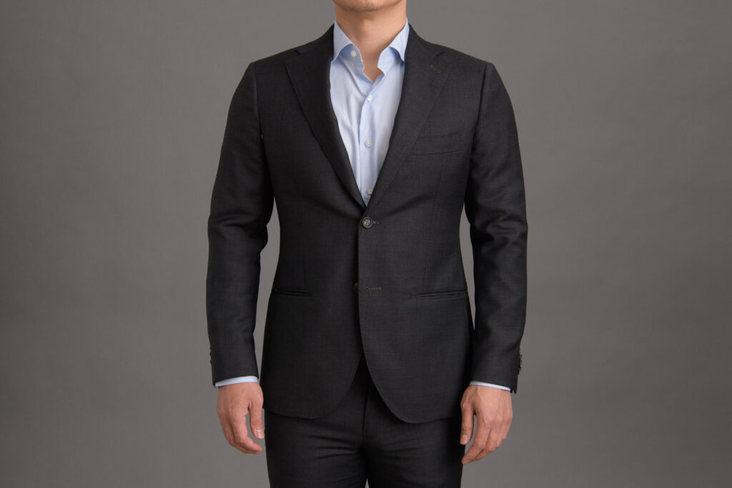 How Jacket Midsection Width Should Fit - Proper Cloth Help