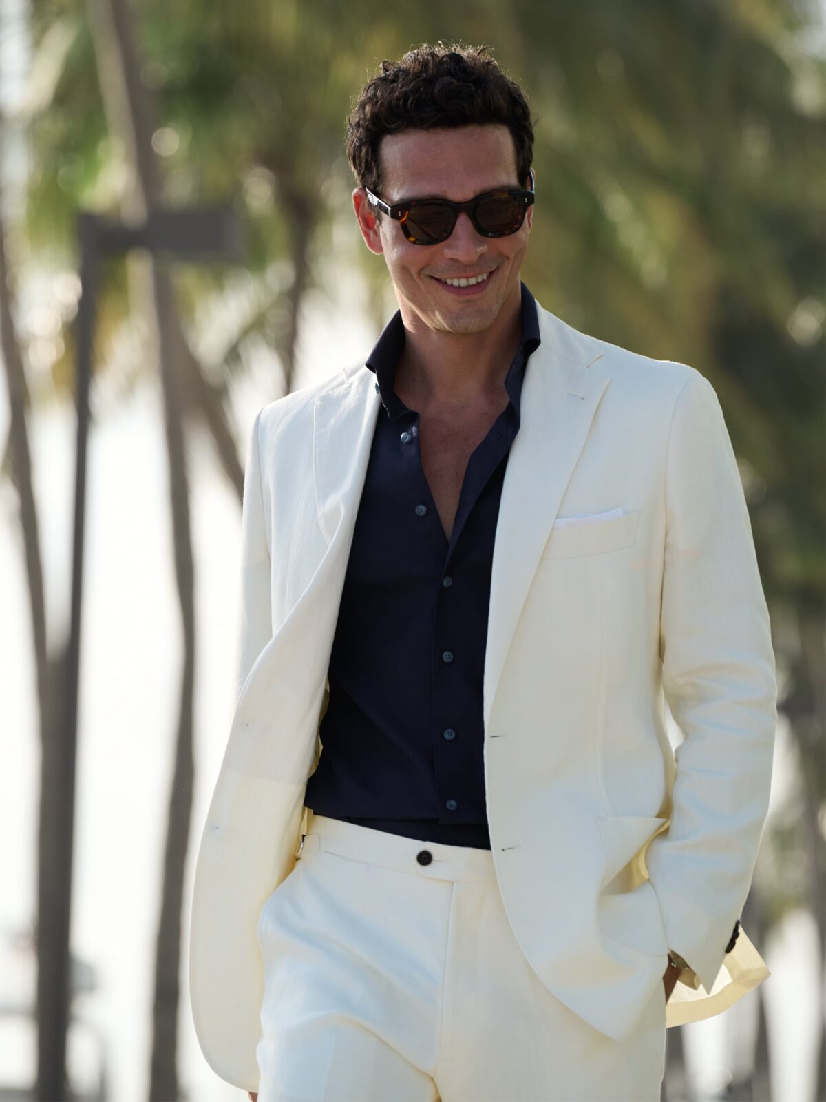 How to Dress for the Beach Men for Any Occasion - Proper Cloth Help